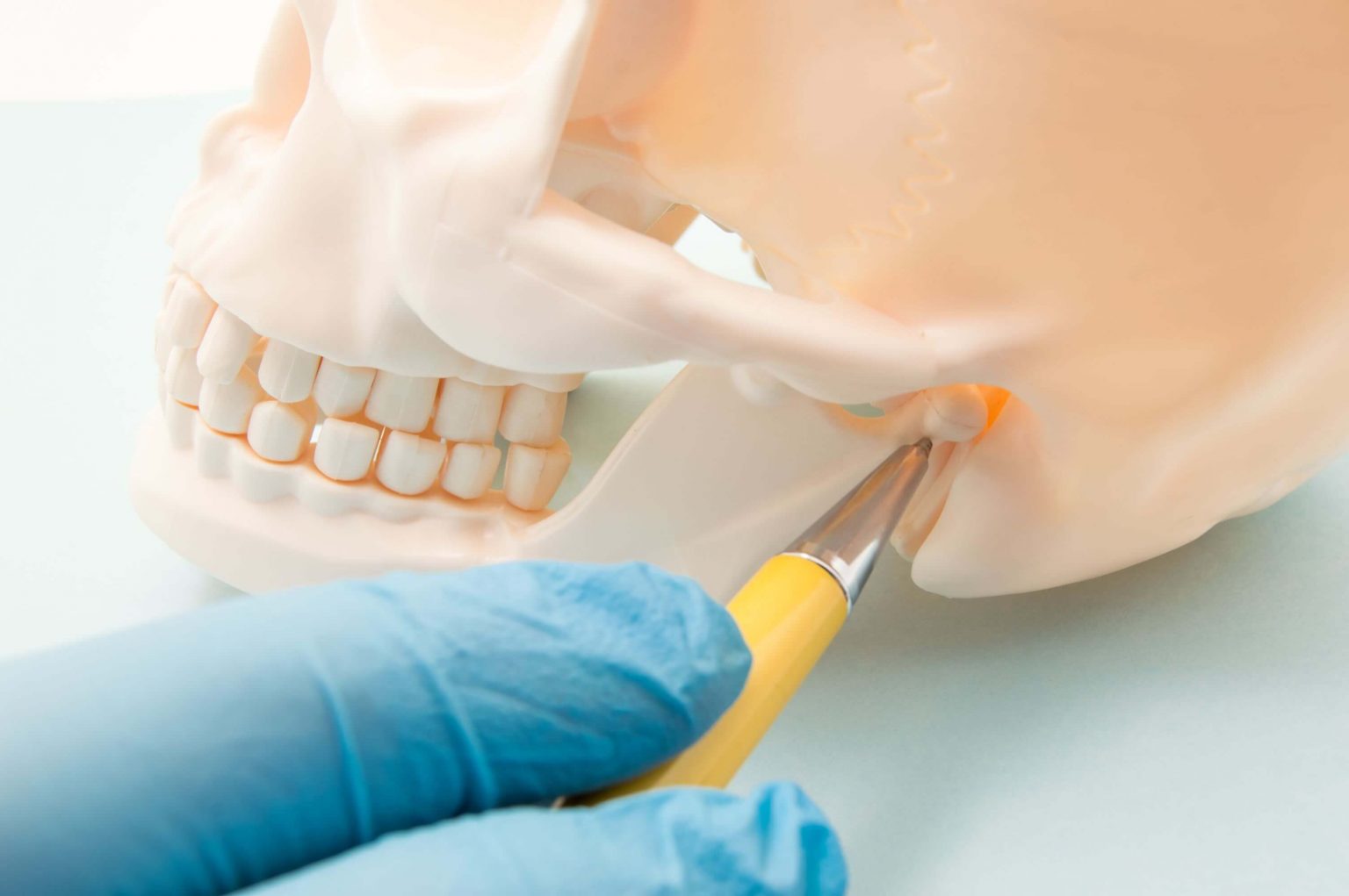 TMJ Disorders » Minneapolis Oral Surgeons » Minnesota Oral & Facial Surgery